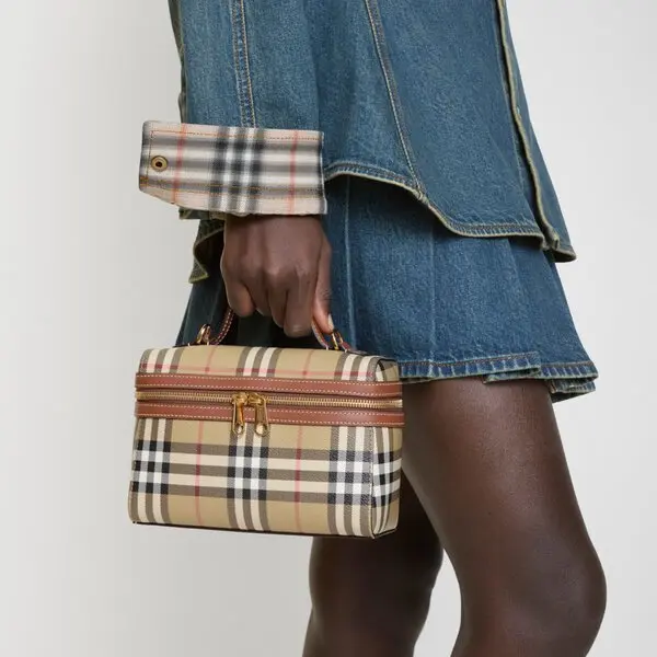 正規品☆BURBERRY　バレリーナ Burberry Brown Leather Supernova Coated Canvas Alverton Studded